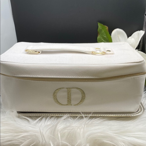 DIOR BEAUTY | Bags | Dior Beauty Cream Canvas Vanity Bag New With ...